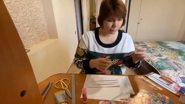 Мастер-класс! Изготовление оригинальной закладки из бумаги..mp4