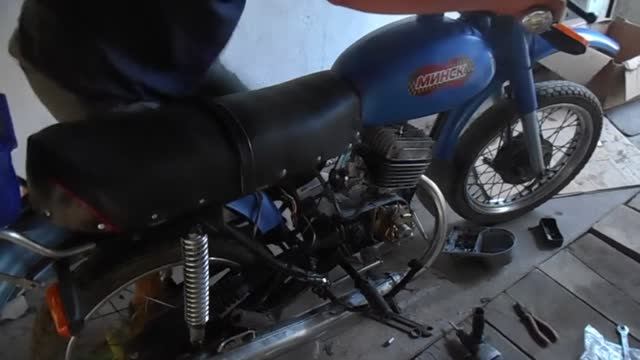 Первый запуск двигателя мотоцикла Минск Работа двигателя.mp4