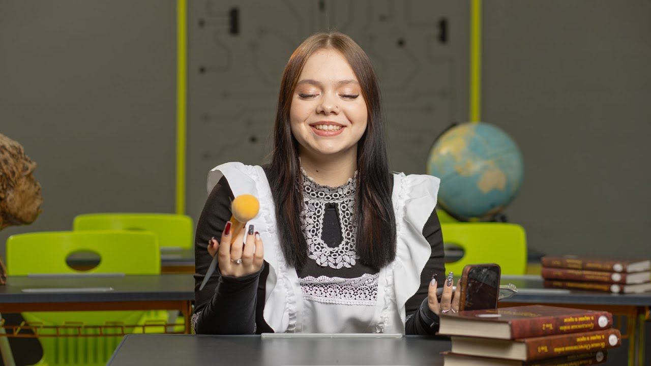 Портретная фотосессия 9 "Б" класса 130 школы. Альбомы Выпускника