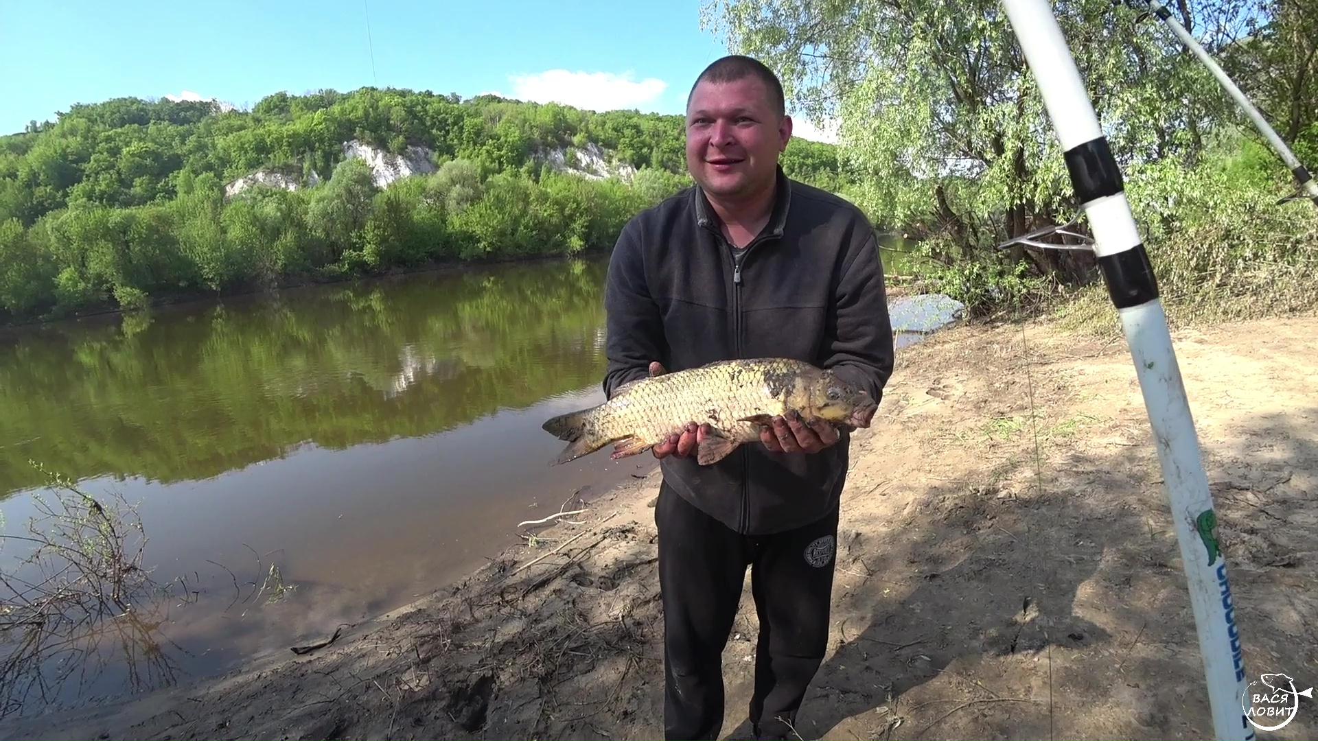 КАРАСЬ САЗАН СОМ рДОН Первый выезд на рыбалку с ночёвкой в этом году