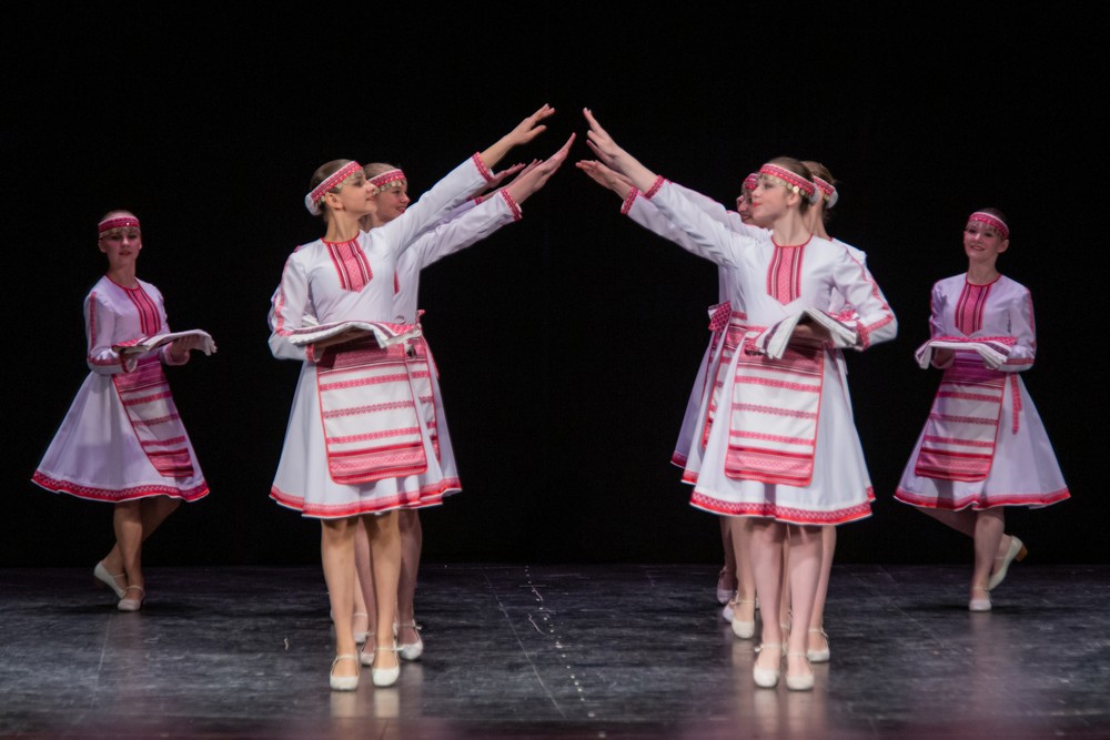 Марийский танец «Рукодельницы». Танцевальный звездопад. 01.06.2021