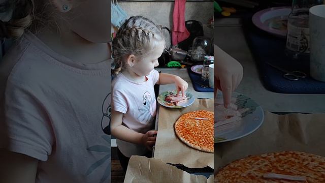 Мамина помощница