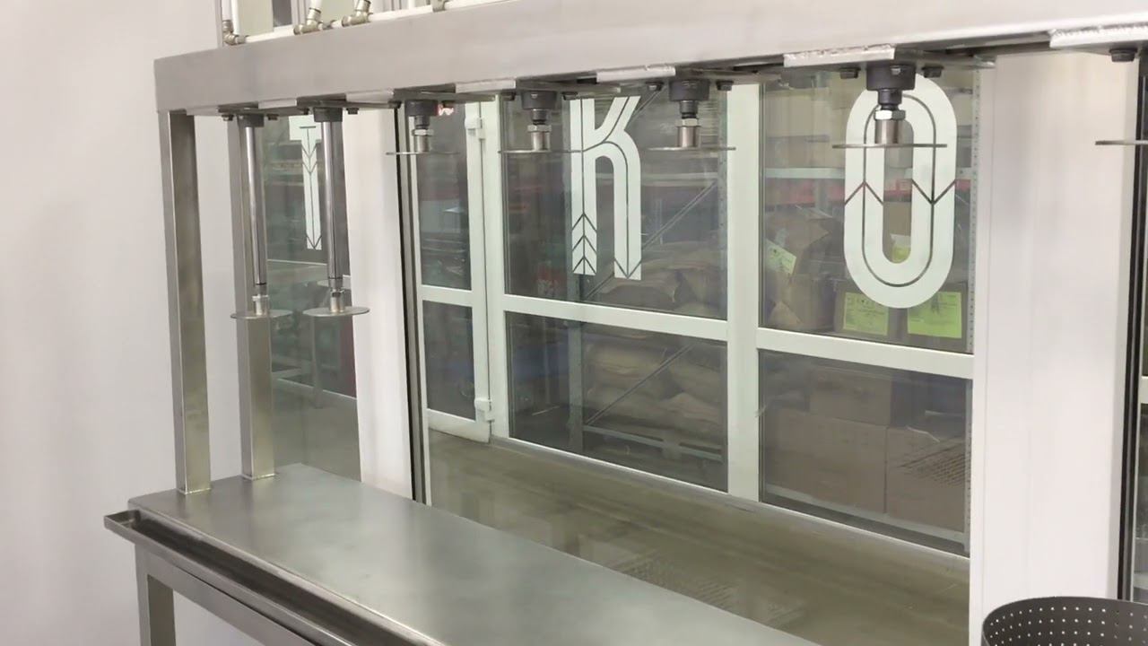 Пресс Casaro с горизонтальной столешницей