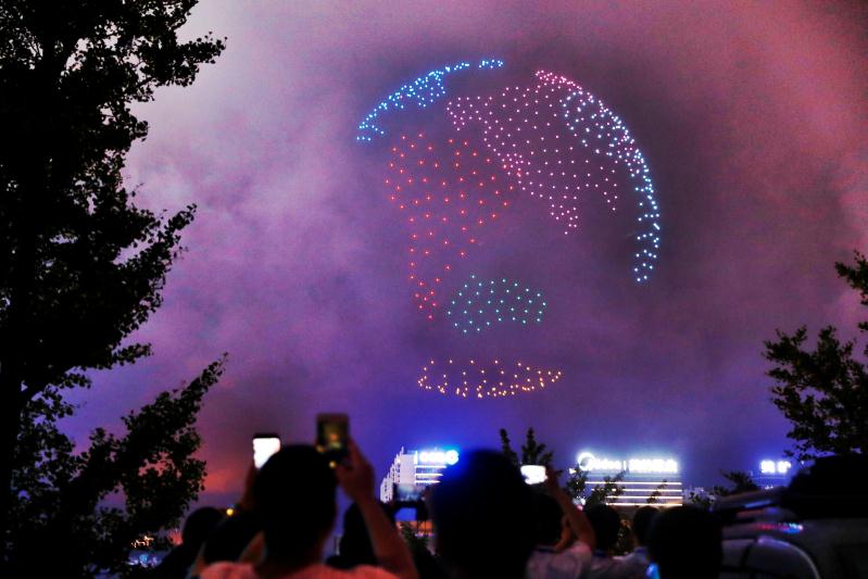 красочное шоу дронов!!!.