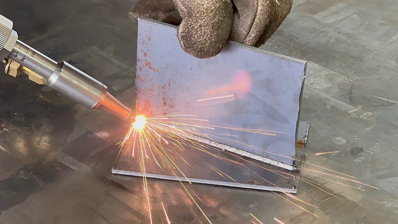 Лазерная сварка аппаратом 3в1 с пистолетом SUP 23T