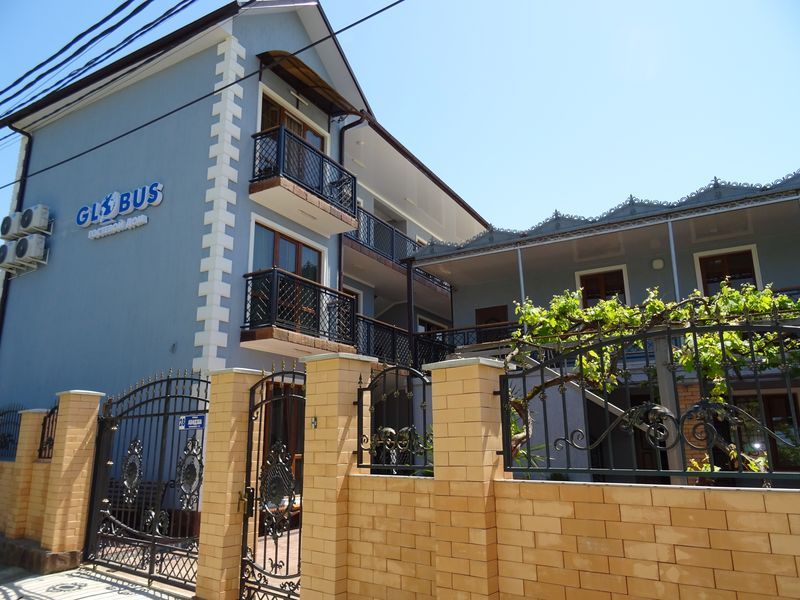 Мини-гостиницы в Гагре недорого. Отдых в частном секторе Гагры. «Globus» ГОСТЕВОЙ ДОМ