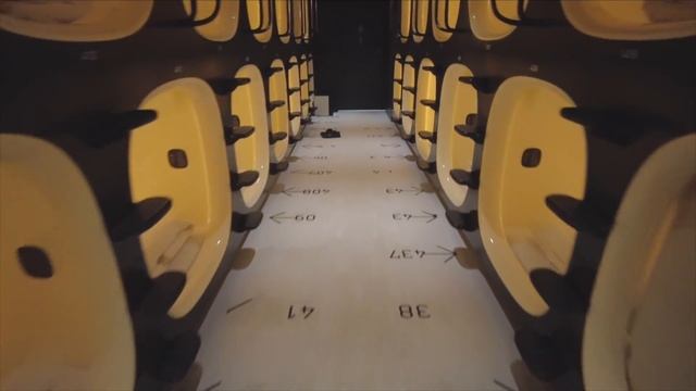 Недорогой капсульный отель в Японии ?? Девять часов Хаката