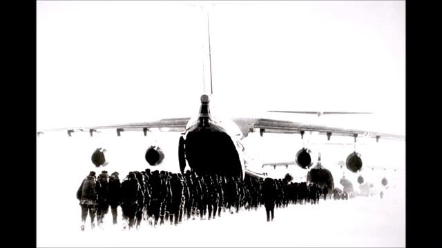 Soviet Afghan War song - Поднималась зорька