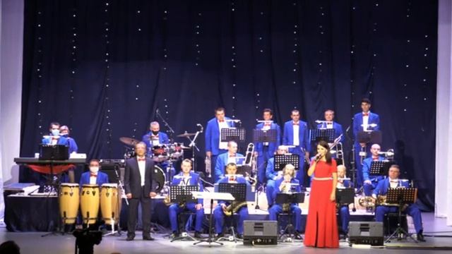 Представление коллектива Народного джазового оркестра «Ейск-Биг-Бэнд»