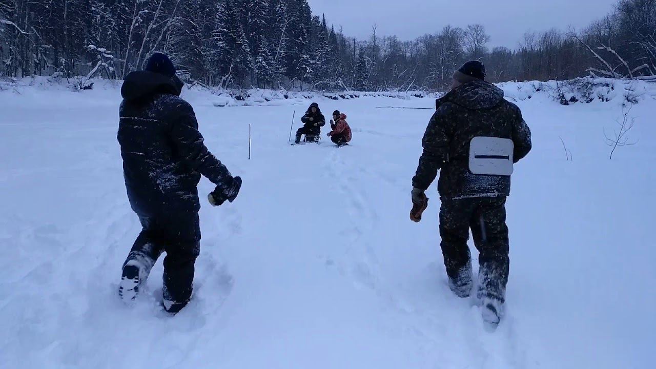 Зимняя рыбалка в январе на речке Барда ниже бывшего поселка Подсосновое