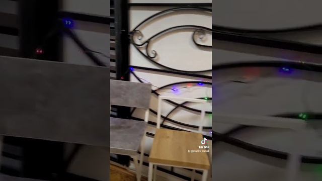 Новогоднее настроение в шоуруме I украшение выставки