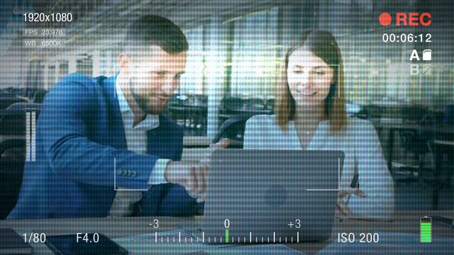 Занятие в клубе видеомонтажеров_ эффект камеры. Наложение футажа камеры и эффектов видео.