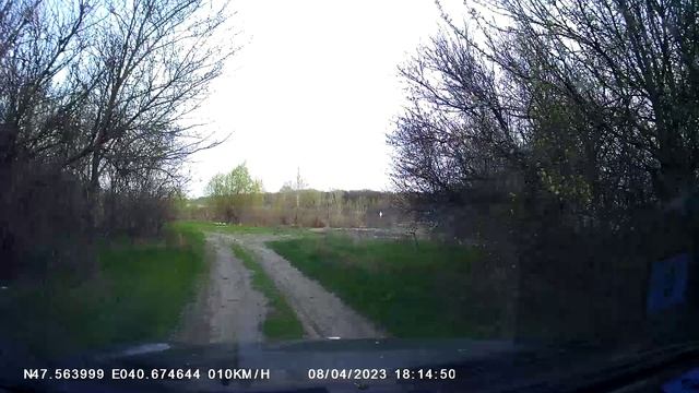 Как не надо засаживать машину. Часть 2. Застрял и вылезти не смог.