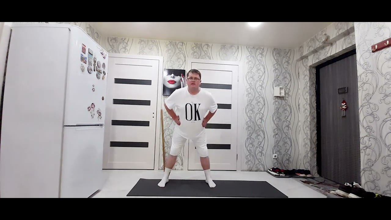 Оздоровительная гимнастика с палкой стоя.