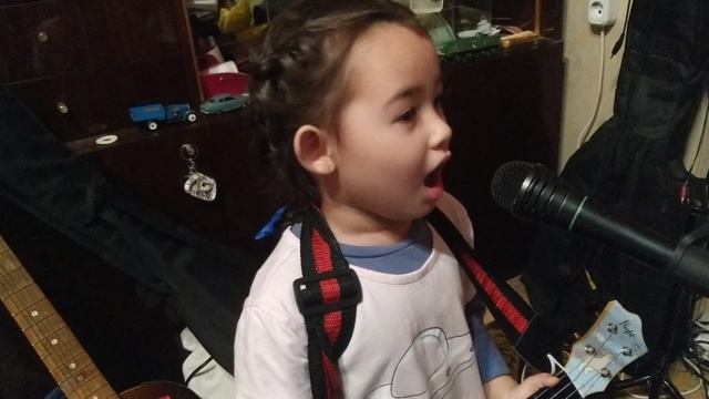 Стендап мьюзик комик