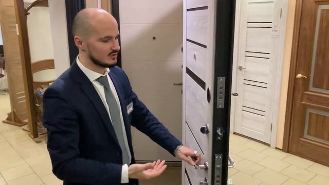 Обзор двери Delta m10