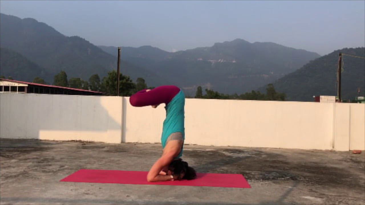 Карандавасана