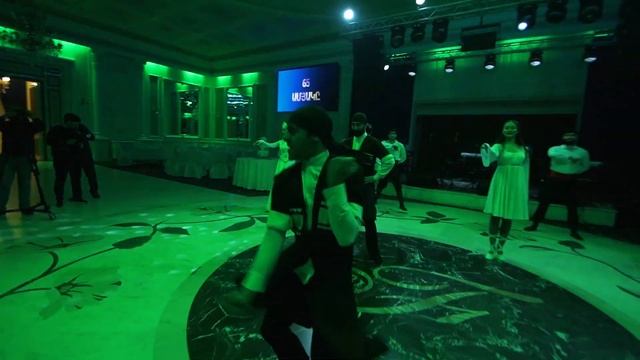 ПОПУРРИ ( ТАНЦУЮТ АРМЯНЕ )