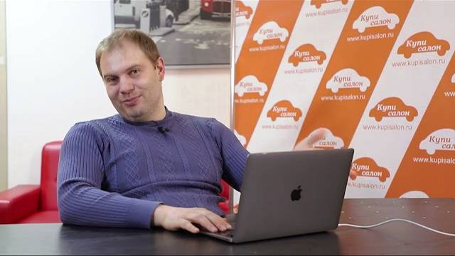 Доработка Toyota Hilux - рольставни, перетяжка в алькантару, массаж, звук!