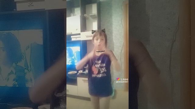 Like_7197451258084798281.mp4