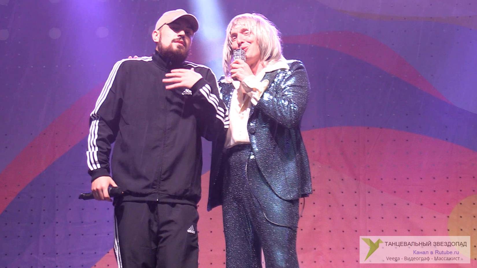 "Моя музыка" - шуточная песня с танцем в исполнении супер квартета из Красноуфимского ЦКиД.