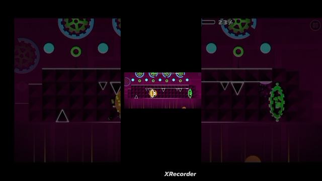 geometry dash пытаюсь собрать монетки