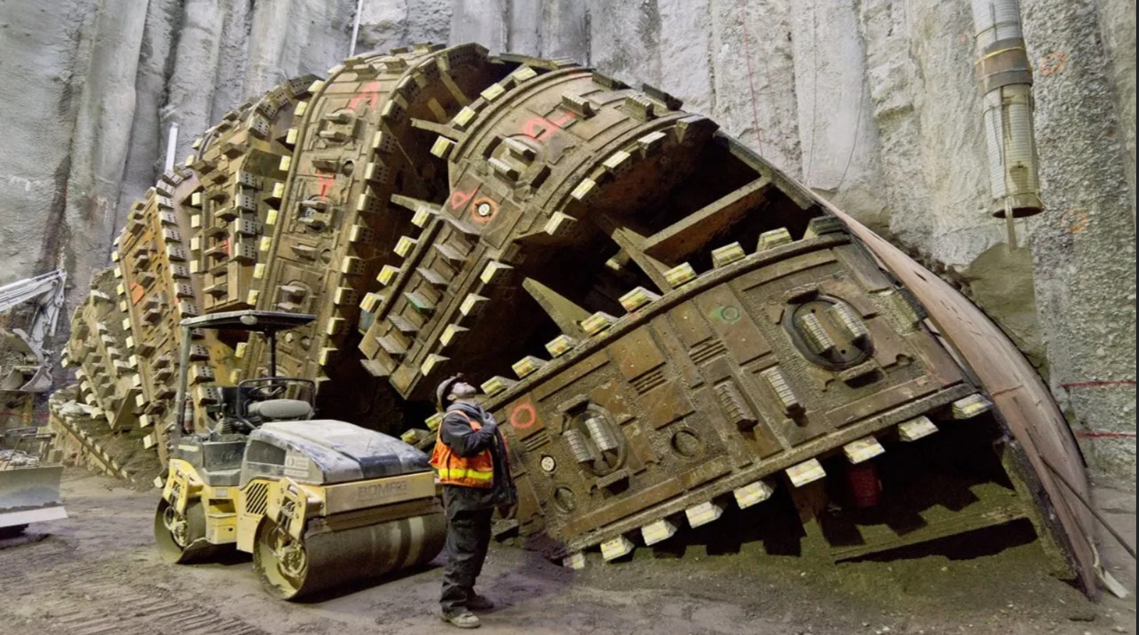 Вы должны это увидеть: Удивительные технологии в мире строительства тоннелей