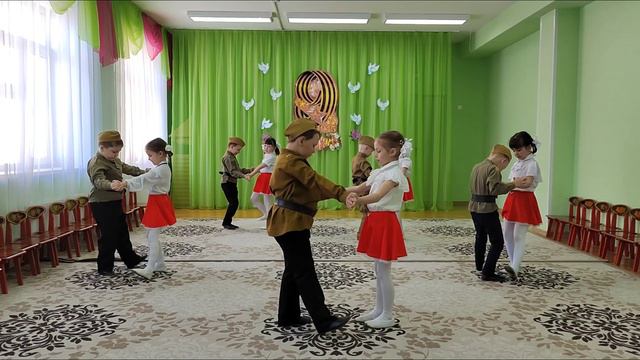 nmclk/18903 06 Танец  «Играй, Тальяночка»