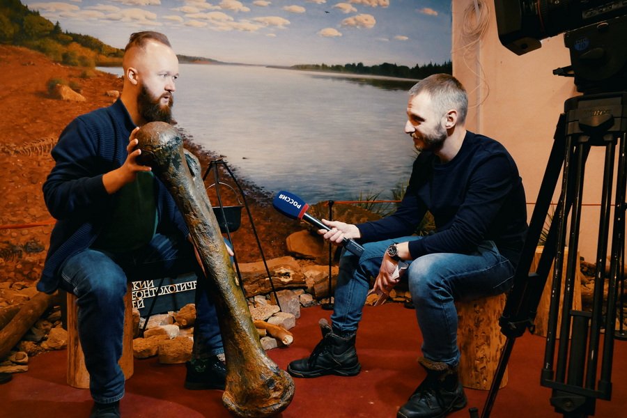 Коллекцию Вятского палеонтологического музея пополнила крупная кость мамонта (ГТРК Вятка)