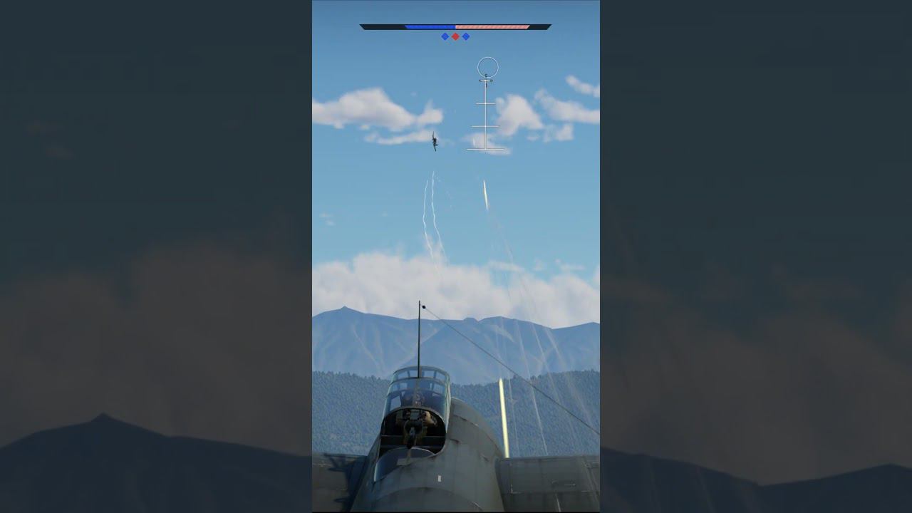 War Thunder. Увернулся #warthunder #gaming #games