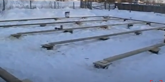 Начало строительства каркасного дома. Лежни.