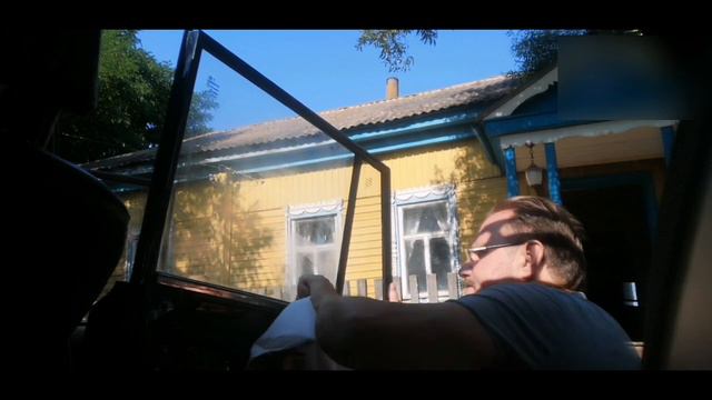 Приводим в порядок бешеныйсарай, клеим пленку и ветровики.