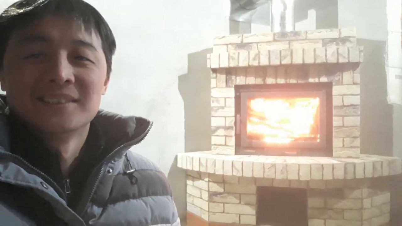 Обкладка камина кирпичом ручной формовки