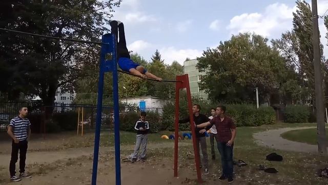 Есть ещё порох в пороховницах, и ягоды в ягодицах)))).mp4