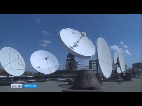 Жителям воронежской области устанавливают общедомовые антенны для приема "цифры"