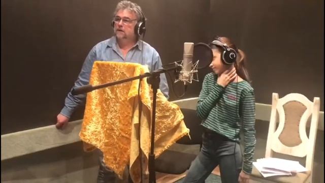 ВеДеДо. Выпуск № 29 "В деревне". Соня Короткова в студии звукозаписи