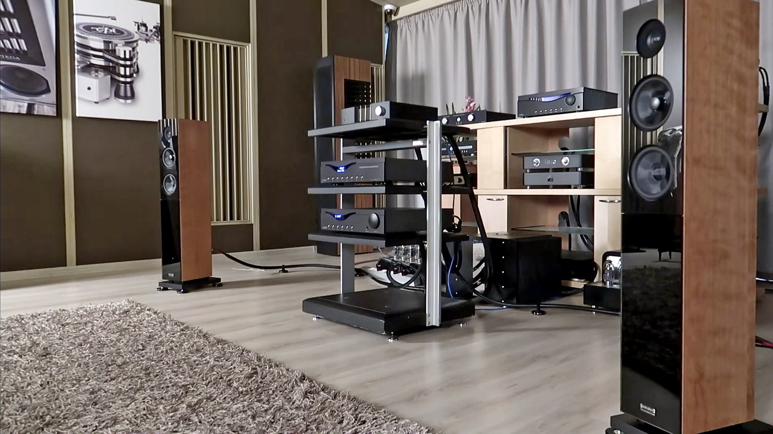 Прослушивание. Audio Physic Classic 12, Auralic Altair G1, Audia Flight FL Three S