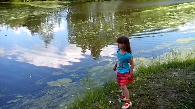 2013.06.15 Настя на Самарихе в парке (Шахунья) - 2.