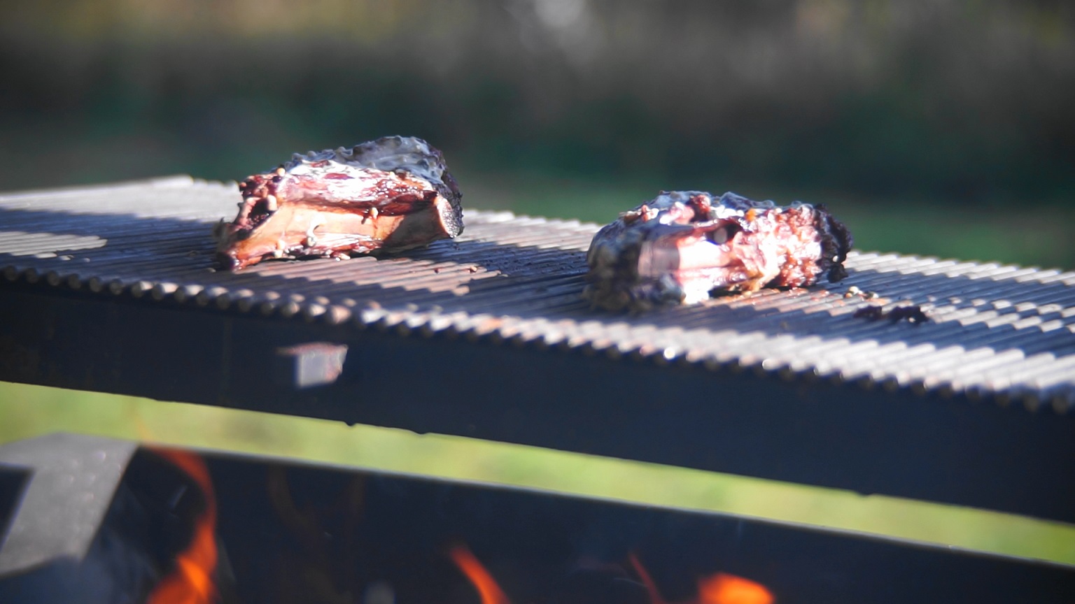 Стейк ковбой по инквизиторски. Жарим мясо на открытом огне.