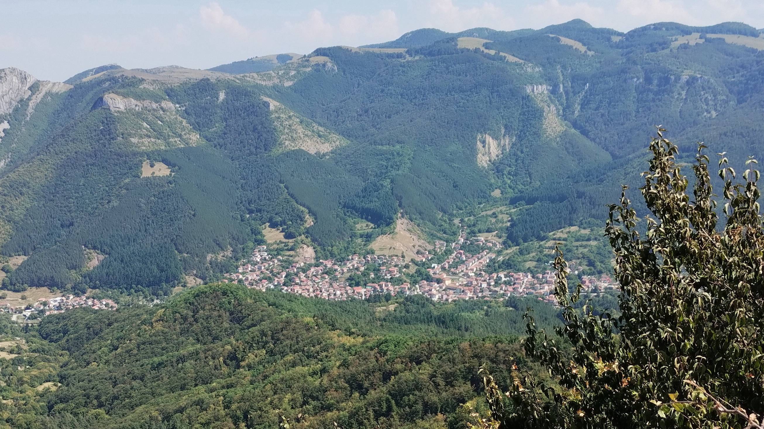 ПО СТЪПКИТЕ НА Г-Н ПЕТКОВ /част 64/. ЗГОРИГРАД - пещерата "ЛЕДЕНИКА", община Враца