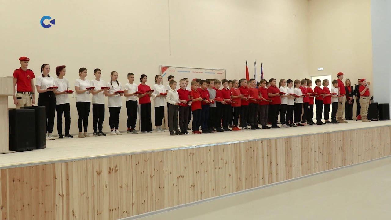 Осенний юнармейский слёт собрал ребят из Петрозаводска и районов Карелии в 55-й школе