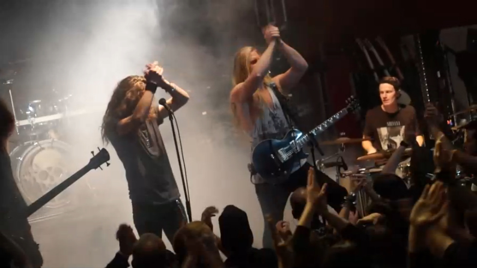 DYNAZTY - Raise Your Hands (live @ Turock, Essen, October 23d, 2016)