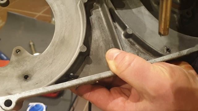 Замена штатному креплению проводки на крышке вариатора Suzuki skywave (bufgman) 400 К7.... от 2006г.