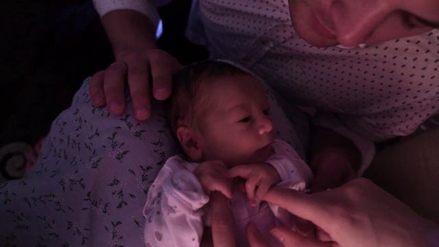 Так все таки Петя? Семейный фильм - выписка из роддома