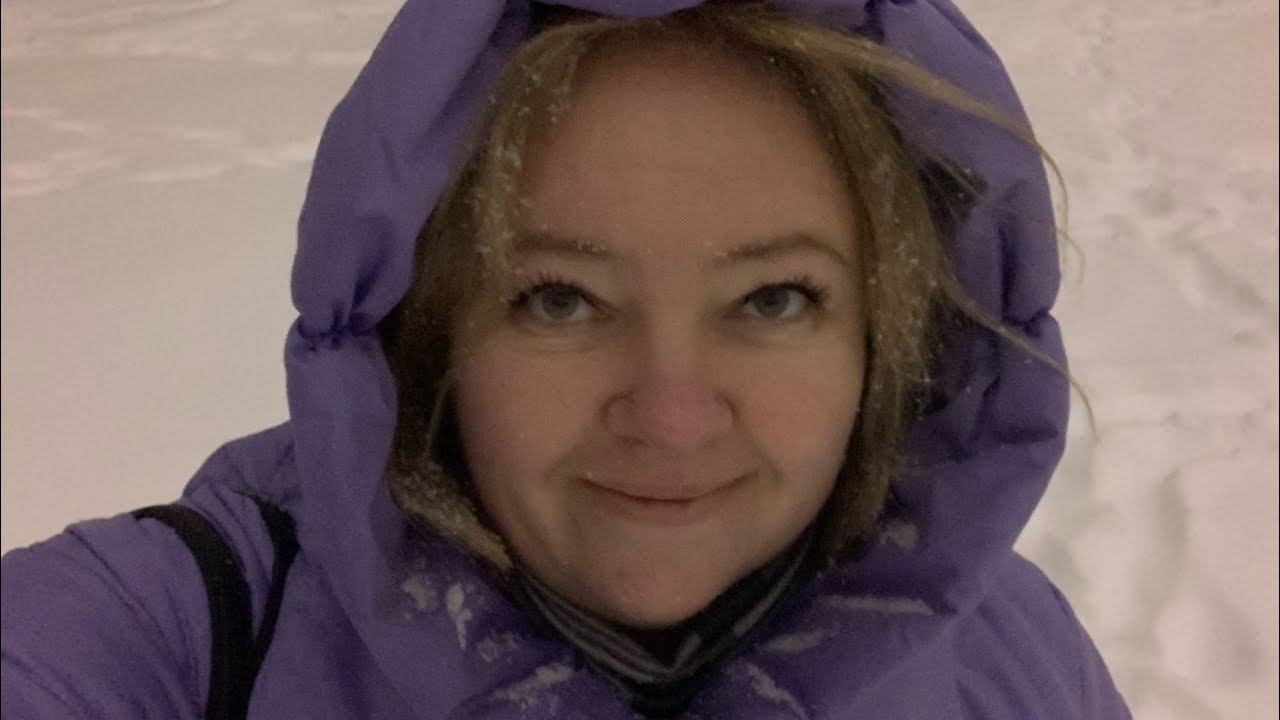 У нас циклон «Бенедикт». Аэрофлот меня напугал! Готовимся к Индии! Из-за погоды отменили экзамен.