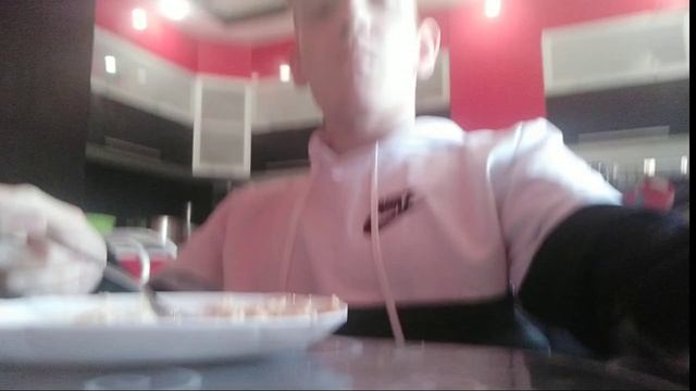 Когда не знаешь что послушать за завтраком