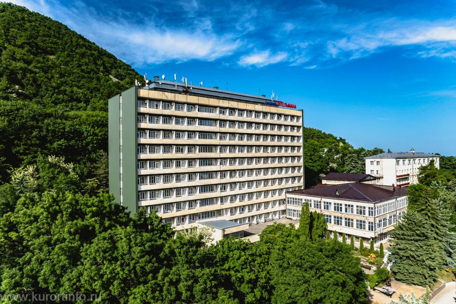 - Санаторий "им. Тельмана"  (495)877-23-23 путевки онлайн в город-курорт Железноводск