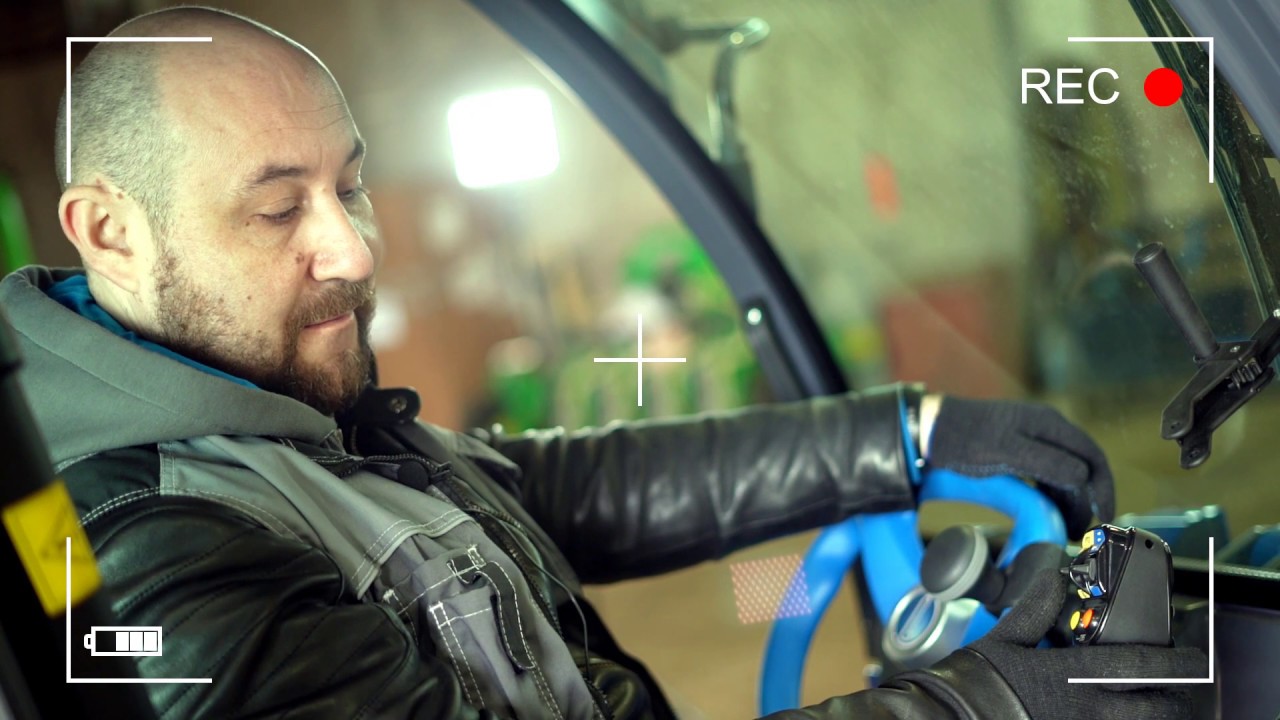 Эксплуатируем минипогрузчик MultiOne | #1 Знакомство с машиной, запуск, заправка.