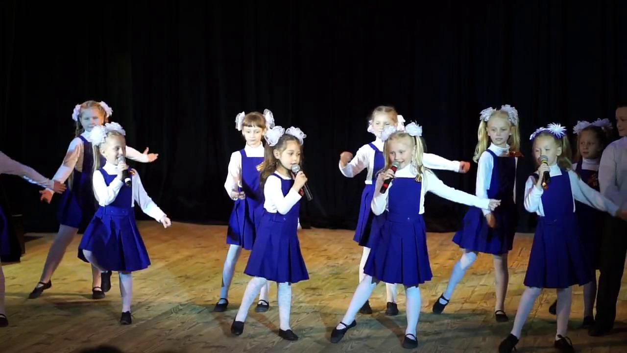 Гр. Карусель "Шли солдаты на войну". Выступление на концерте в ДК Ясная Поляна 9 мая 2017.