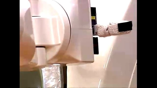 Робот - горничная